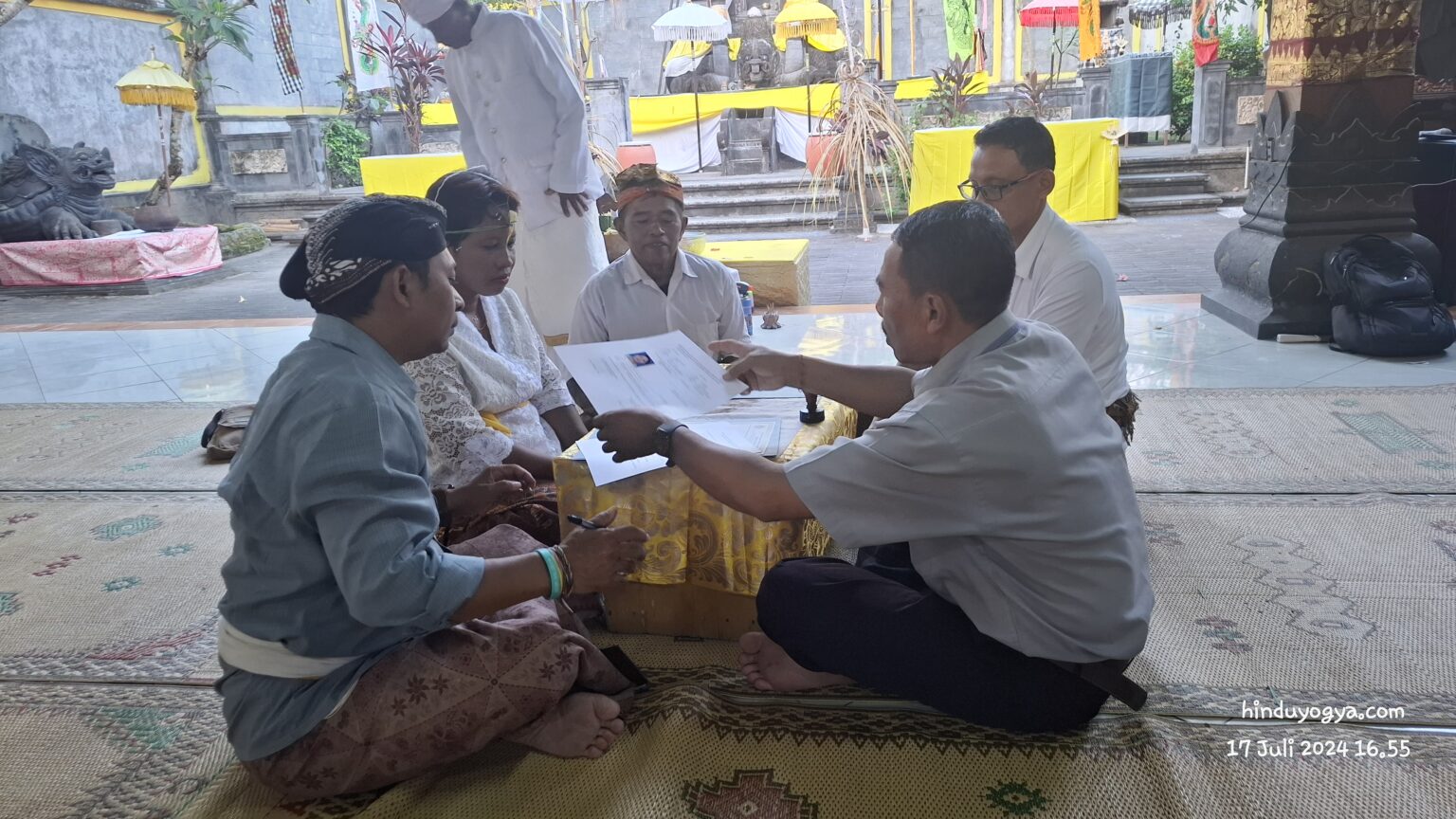 Upacara Sudi Wadani di Pura Eka Dharma - hinduyogya.com